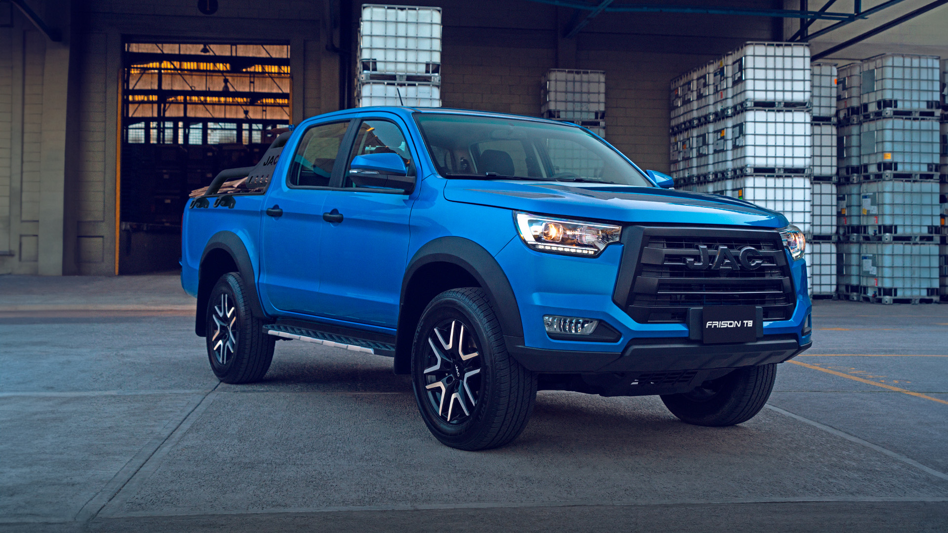 Frison T8 2025 | Pickup | Sal y vive la aventura | JAC México